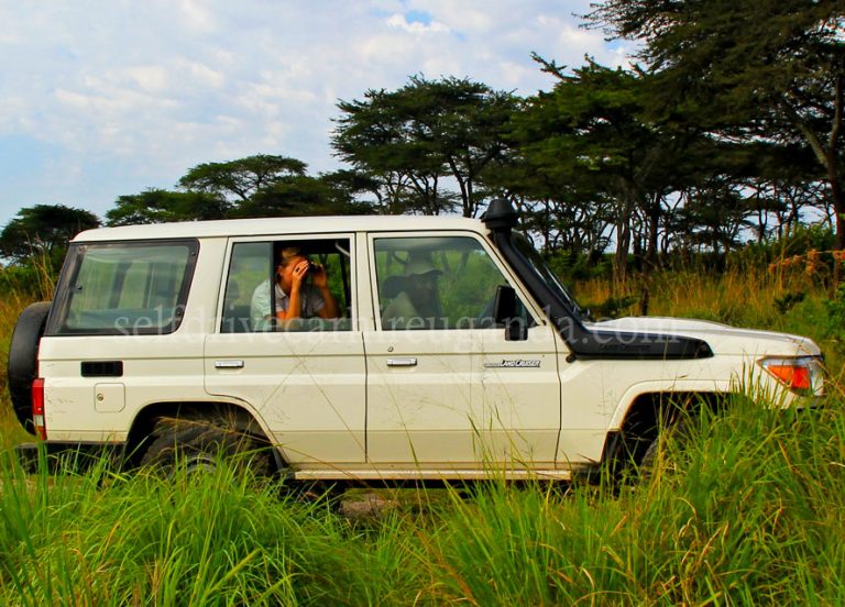 Toyota Land Cruiser Hardtop - Self Drive Car Hire Uganda